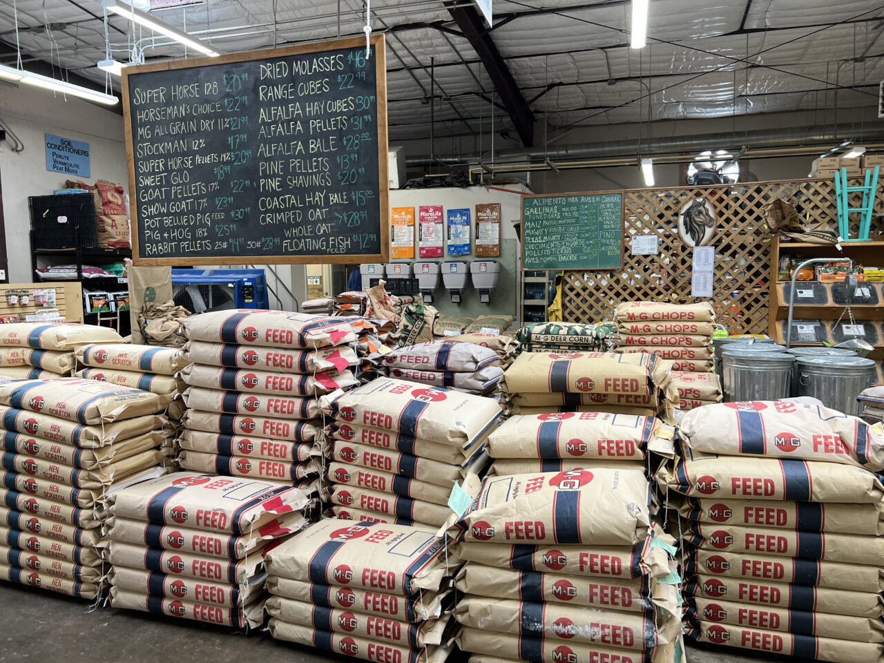 Feed & Livestock Supplies | Wabash Feed & Garden